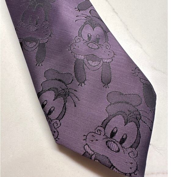 Disney | Accessories | Vintage Disney Goofy Tie Eggplant Purple The Tie ...